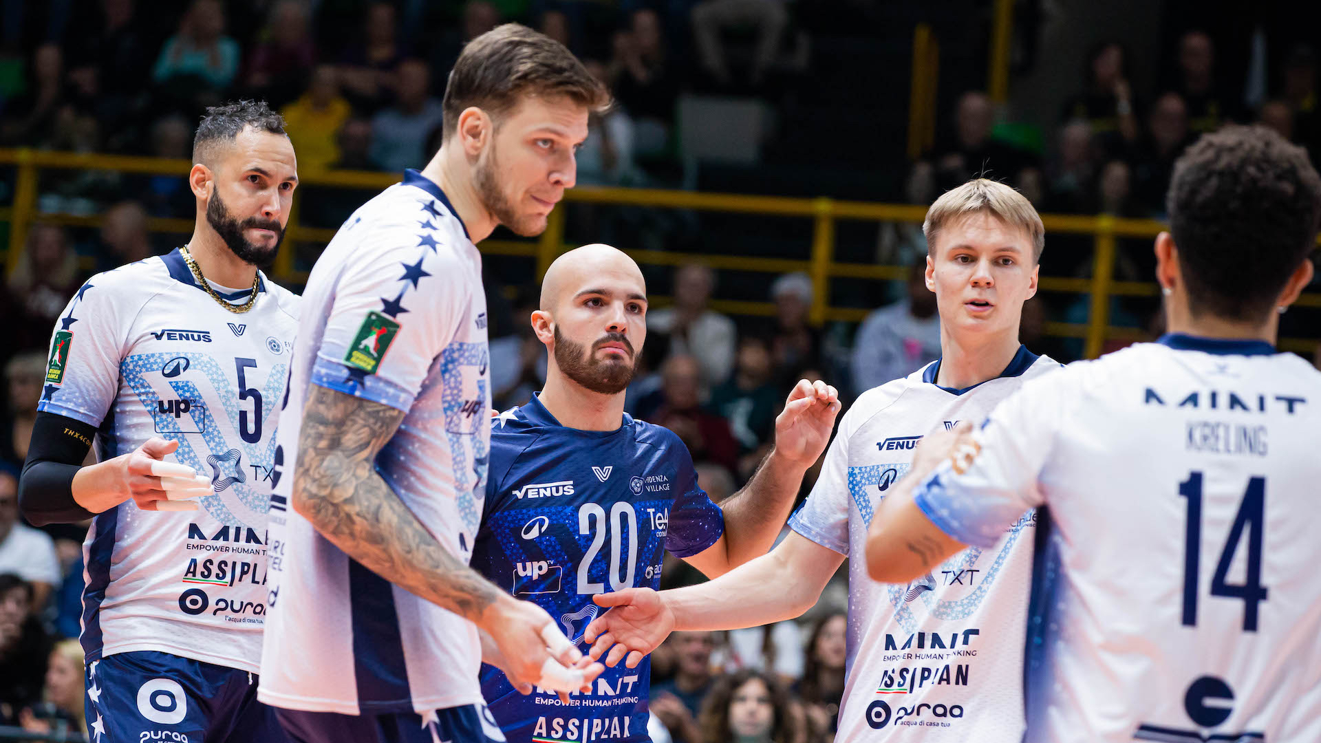 Una Monza non brillante esce sconfitta 3-0 dal PalaPanini di Modena ...